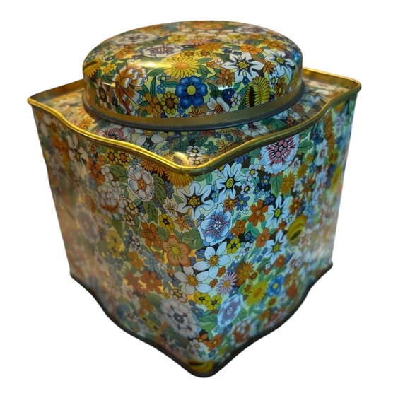 Daher | Other | Vintage Floral Tin Container Collectible By Daher Made ...